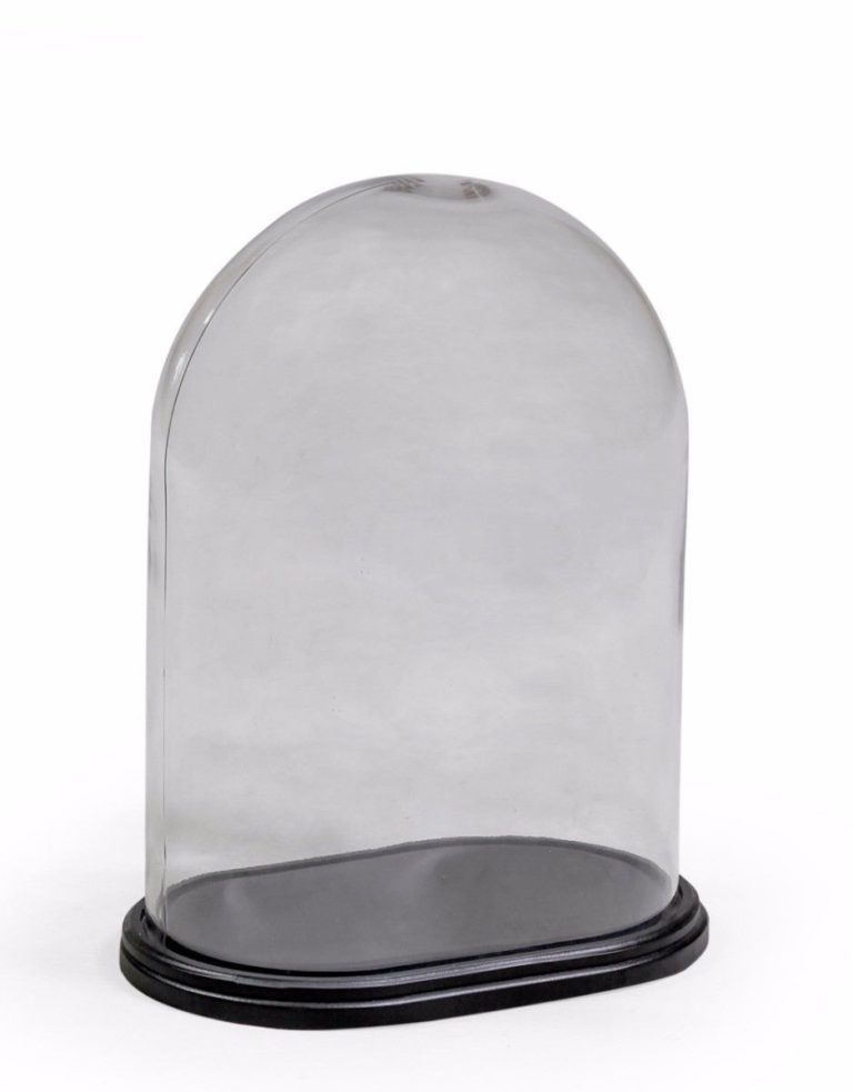 OVAL GLASS DOME WITH BASE. MAR403523 - The Christmas Shop